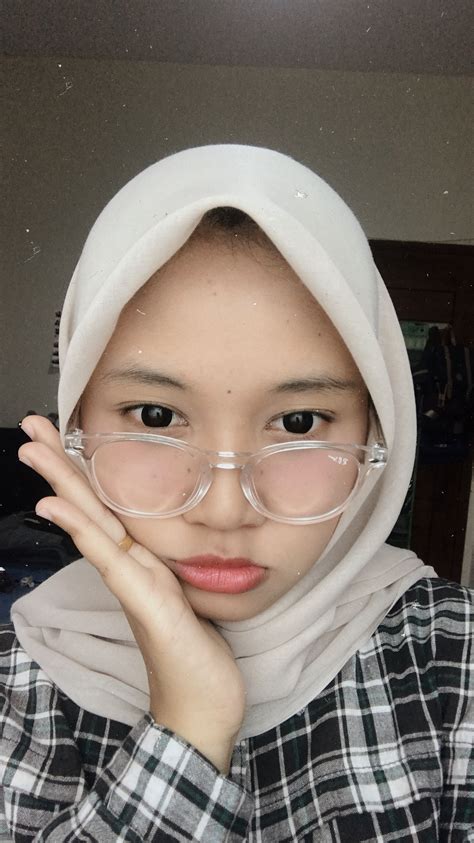 Temukan 59 Ide BAHAN BACOL Dan Wanita Gaya Hijab Jilbab Cantik Kecantikan Dan Lainnya