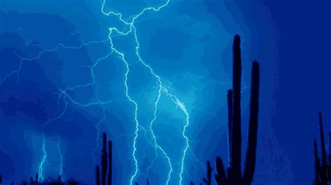 Красивые гифки с громом и молнией 107 картинок ⋆