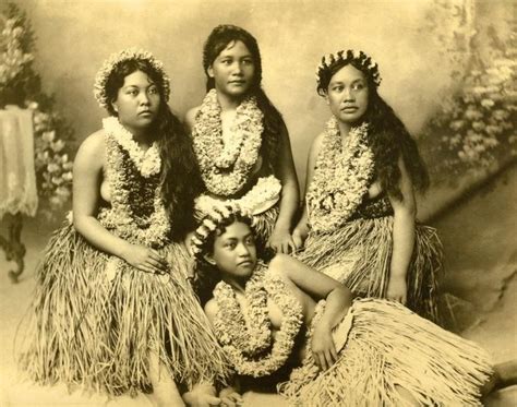 Pin By Deborah White On Art Inspiration In 2024 Hawaiian Girls