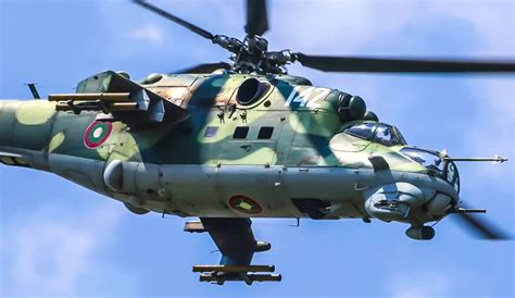 Mi 24 Hind El Helicóptero De Combate Que Aman Ucrania Y Rusia
