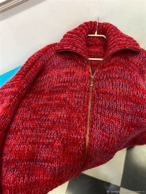 Свитер с горлом на молнии женский оверсайз красный в стиле Miu Miu на заказ в интернет магазине