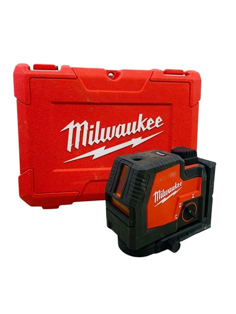 Milwaukee Green 100 Ft 3 Point Rechargeable Laser Level With Redlithium