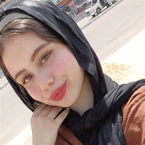 𝑴𝒂𝑙𝒂𝑘 Malaakosama Snapchat Stories Spotlight And Lenses