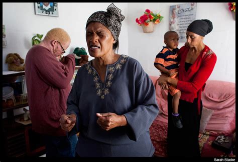 Sarah Stacke Mothers Of Manenberg Reading The Pictures