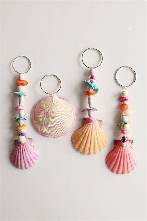32 Seashell Crafts That Evoke The Beauty Of Summer Shell Crafts Diy Seashell Crafts Shell Crafts
