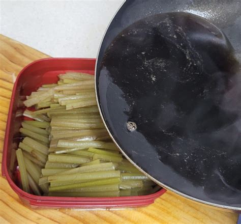 머위대장아찌