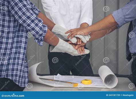 Engineer Manager Oversees Robotic Automation In Smart Factories With Realtime Monitoring