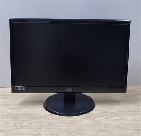 Monitor Aoc Led 215 Widescreen Modelo E2250sw Seminovo