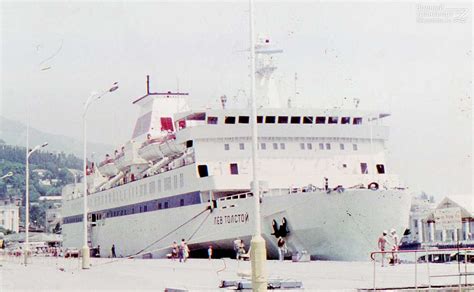 Лев Толстой — Фото — Водный транспорт