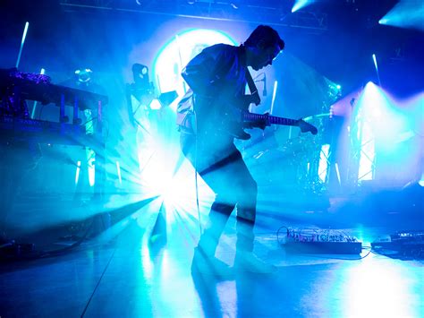M83 Band Live