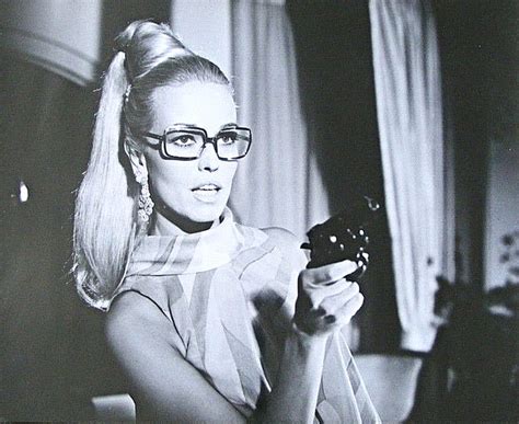 Pin By Commando 509 On Deadlier Than The Male Hit Women Girl Guns