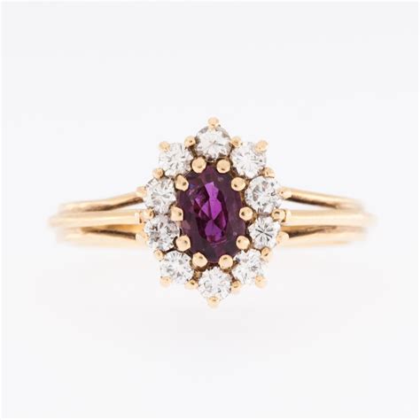 Spanish Vintage Diamond And Ruby 18 Karat Yellow Gold Ring For Sale At