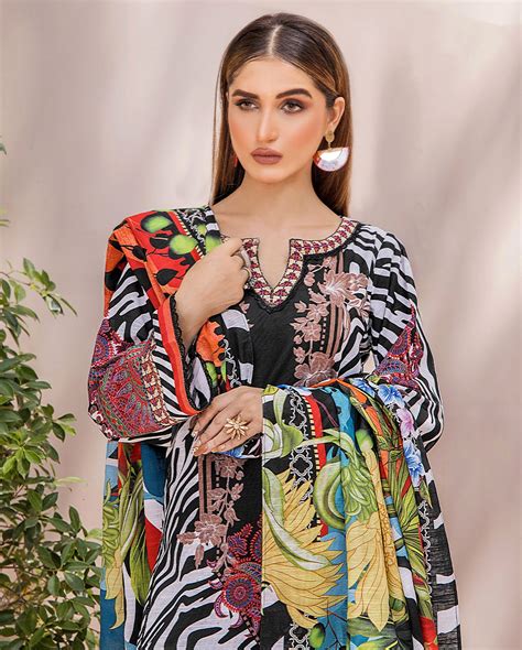 Noor Fatima Graceful Modelling Fashionblogger Photoshoot India