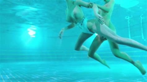 They Managed To Stay Alone At Night By The Pool And They Had Futa Sex