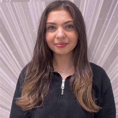 Maria Stanciu Floormanagerin Guess Europe Sagl Xing