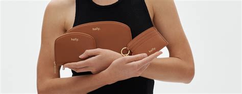 Monogramming Personalised Ts And Accessories Tde