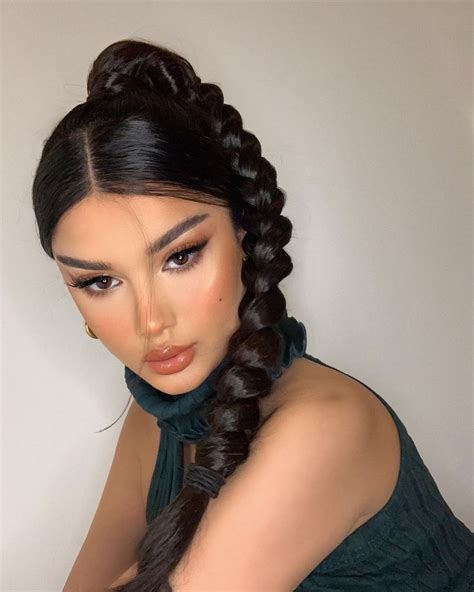 28 Trendy Baddie Hairstyles For An Effortlessly Fierce Look Coifficure