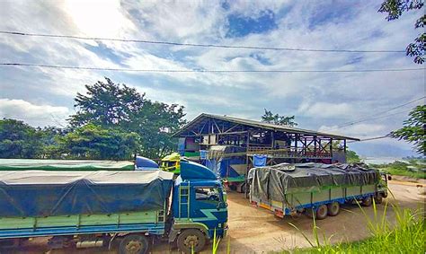 ကိုဗစ် ၁၉ ရောဂါကာကွယ်၊ ထိန်းချုပ်၊ ကုသရေးဆိုင်ရာ ပစ္စည်းများအား ပြည်ပမှ အဆင်ပြေချောမွေ့စွာ တင်သ