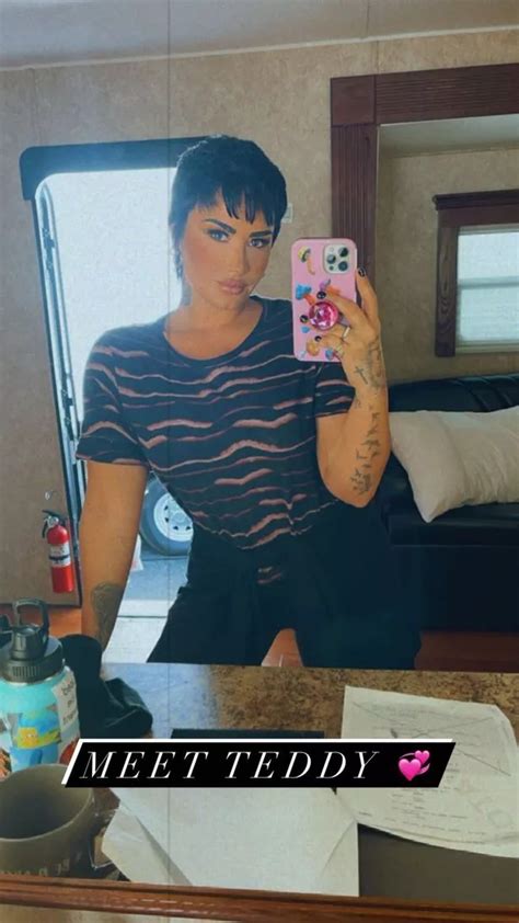 Demi Lovato Films First Sex Scene For New Show As They Feel Proud And Sexy In Underwear Snap
