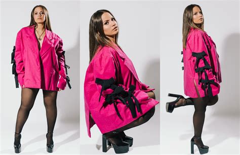 Nicole Hammett Thrilled To Announce That I Am One Of The Semi