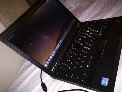 My X230 Running Ubuntu Thinkpad