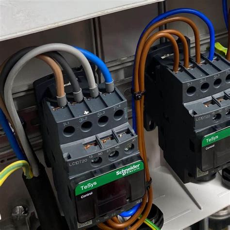 125a 4p Contactor 240vac Coil Voltage Kenya