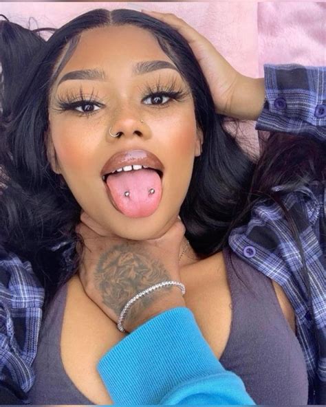 Pin By 𝟓𝟎𝒌𝒃𝒓𝒂𝒕 💸 On Pins By You Tongue Piercing Piercings Cute