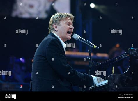 Milan Italy 21 03 2005 Ron Italian Singer During The Live Concert At The “music For Asia