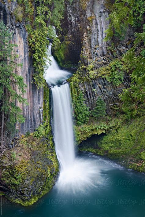 Toketee Falls — Off The Beaten Path In Oregon According To Photographer