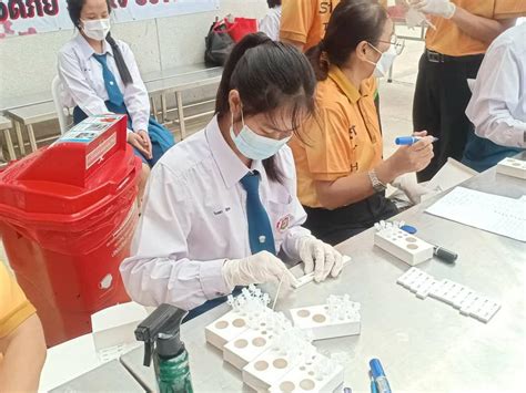 ขอแสดงความยินดีกับนักเรียนโรงเรียนเซนต์เทเรซา 1 นางสาวอิงลดา อิสสอาด ชั้น ม 6 1 2 นางสาวพัชรากร