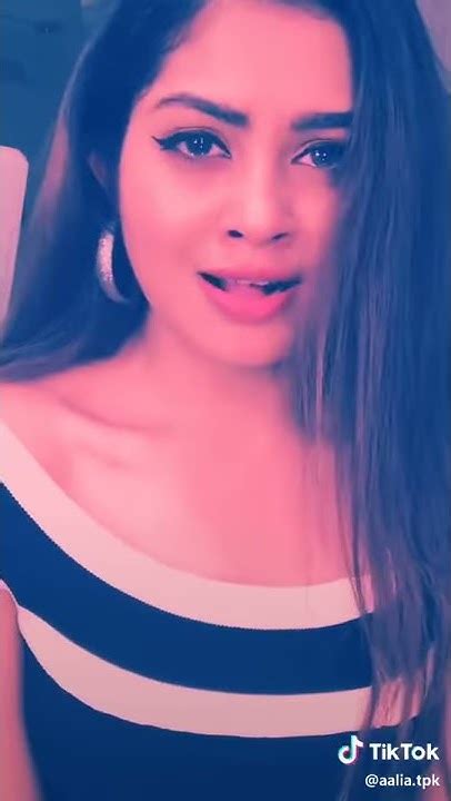 Самые красивые индийские девушки Youtube