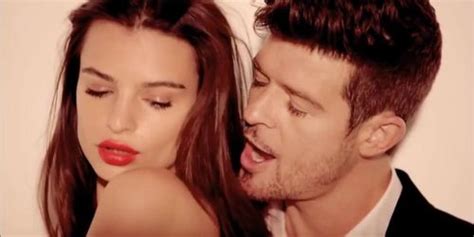 Emily Ratajkowski Slomo Tnaflix Com