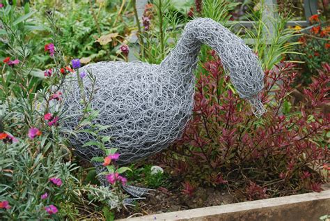 Chicken Wire Sculptures Thecraftycreek