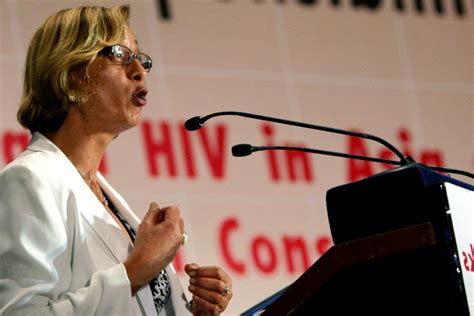 ‘she Blazed A Trail New Zealands Georgina Beyer Worlds First