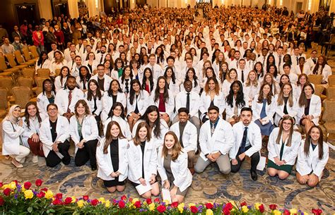 Pcom Do Class Of 2027 Celebrates White Coat Ceremony