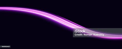 파란색 보라색 네온 여러 가지 빛깔의 빛나는 소용돌이 빛의 속도로 움직이는 효과 쉬운 트레일 반짝이는 물결 모양의 경로입니다 벡터 곡선에 대한 스톡 벡터 아트 및 기타