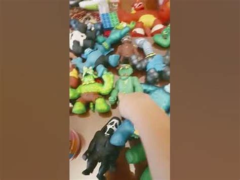 покажи фигурку - YouTube