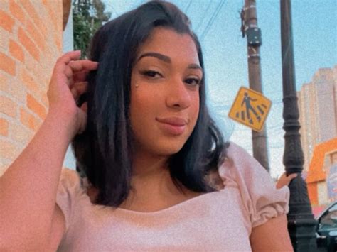 Rebeca Pacheco Garota Com Local