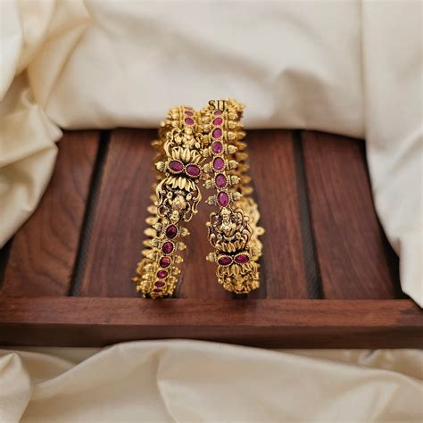 Antique Finish Temple Bangles With Kemp Stones