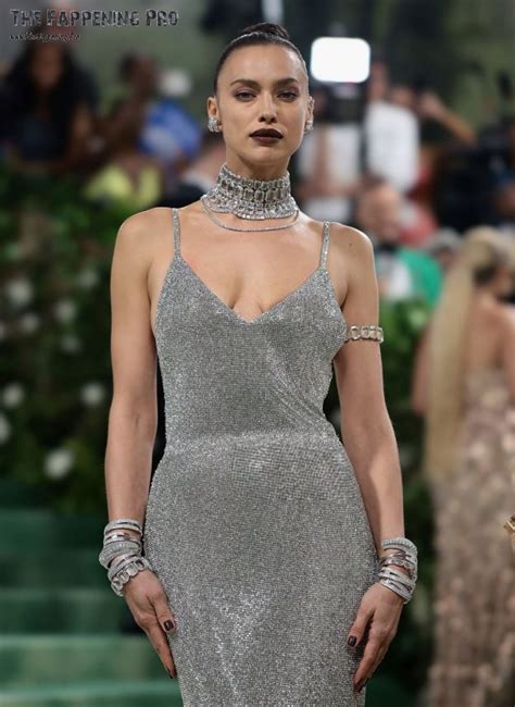 Irina Shayk Topless BTS Met Gala Photos The Fappening