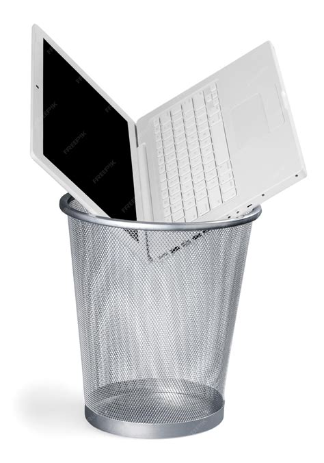 Premium Photo Computer Garbage Laptop Broken Isolated Metal Trash Can