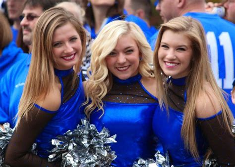 Pin By Long Hunter On Kentucky Dance Team And Cheerleaders Dance