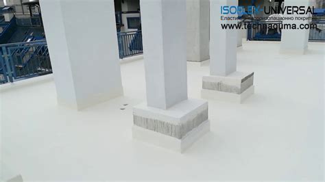 Полагане на безшевна хидроизолация с течна гума Hydroflex Universal върху покривна тераса в гр