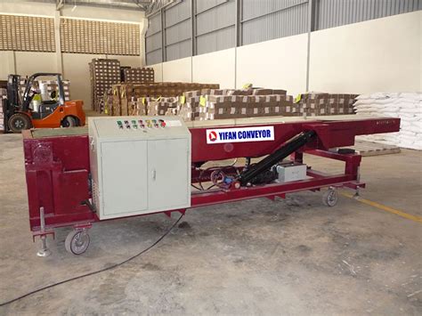 Warehouse Loading Unloading Conveyor Line Portable Bag Conveyor Container Unloading Ramp Yifan Warehouse Loading Unloading Conveyor Line Portable Bag Conveyor Container Unloading Ramp Yifan