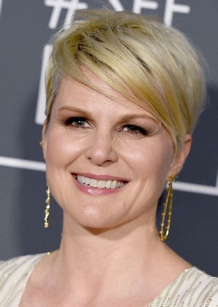 Fan Casting Jennifer Robertson As Helena Sandsmark In James Gunns Dcu
