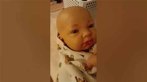 я решила снять ей штаныи простите за то что не сняла отрывок где