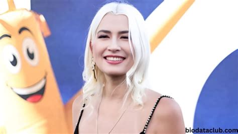 Courtney Anne Mitchell Inspiring Life Style Bio Net Worth Personal History 2025