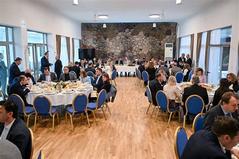 Денес присуствував на ифтарска Hristijan Mickoski