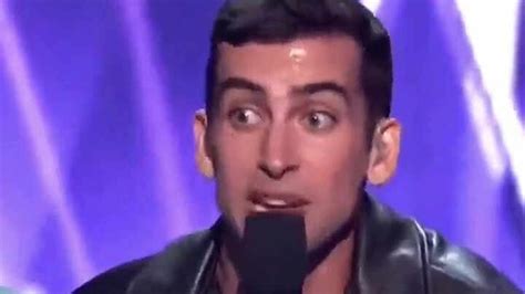 아메리카 갓 탤런트 출연자가 빅파마를 거론한 후 퇴출되다 네이버 Tv