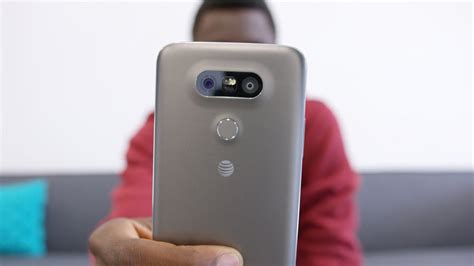 Dual Camera Smartphones: Explained! - YouTube